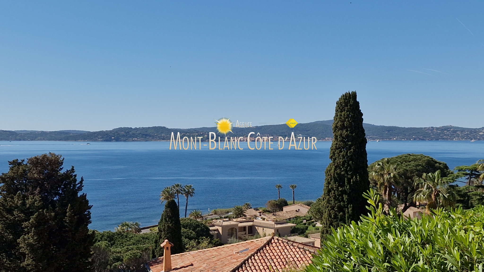 Offres locations vacances Appartement 3 pièces climatisé avec piscine vue mer et accès privé ...